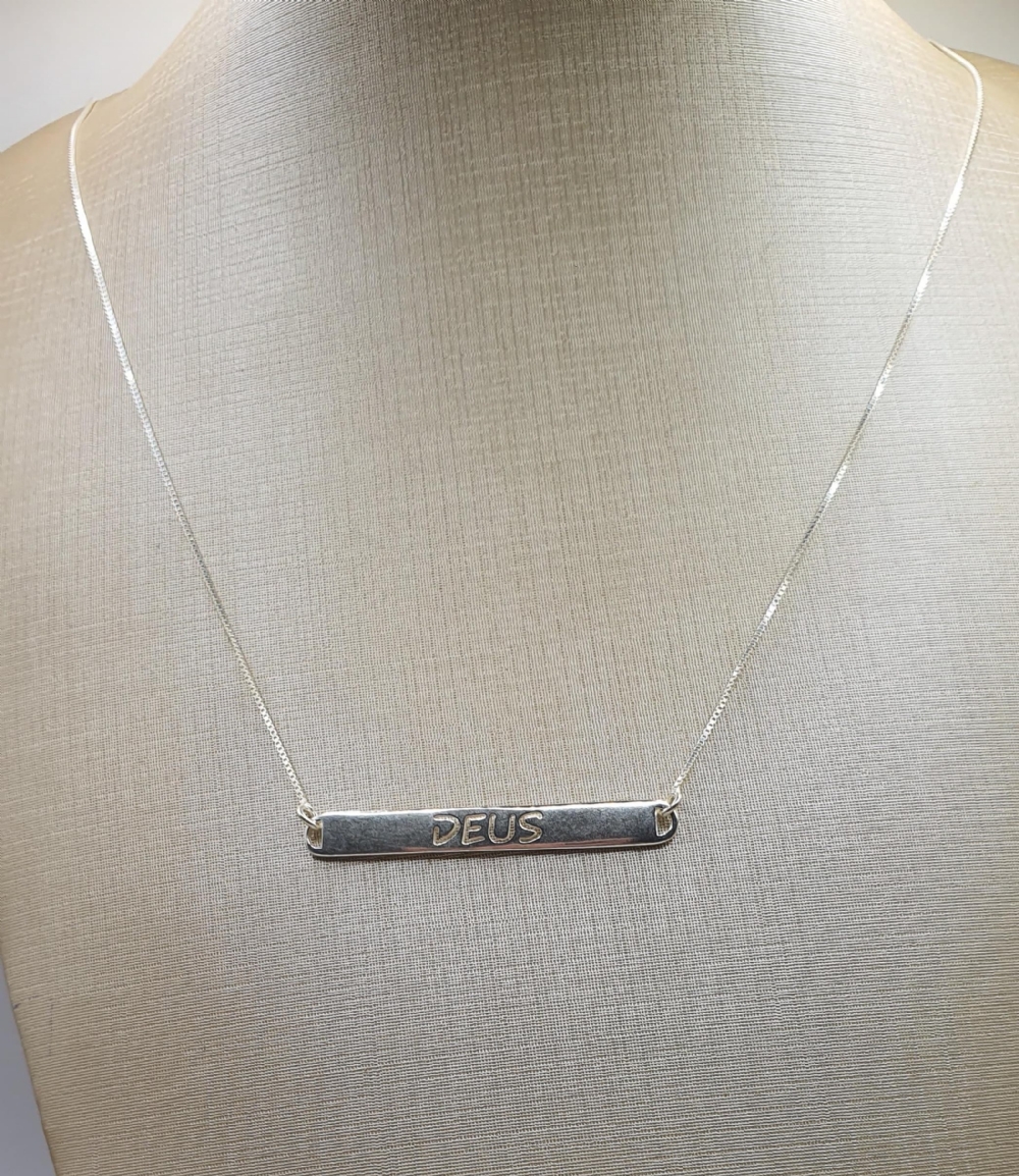 CORDÃO DE PRATA FIO VENEZIANO PLACA DEUS VAZADO 45CM