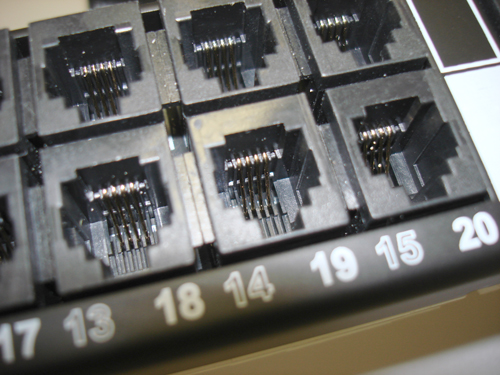 Voice Panel 20 - RJ11/IDC 110 - 10"/1U - 20 pares