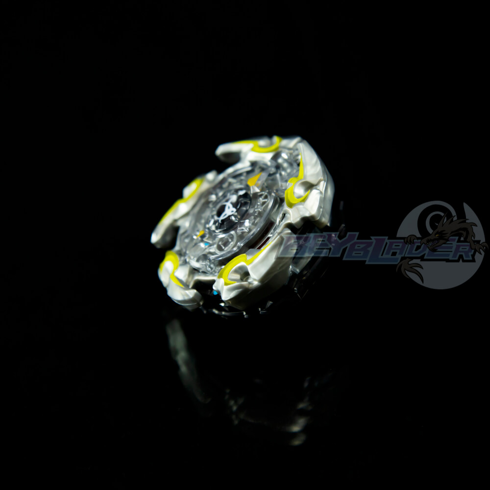 Beyblade Burst Alter Chronos.6M.T B-82 - Takara Tomy- Sem lançador
