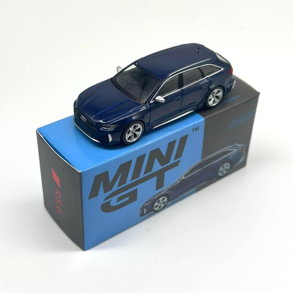 Mini GT Audi RS6 Azul