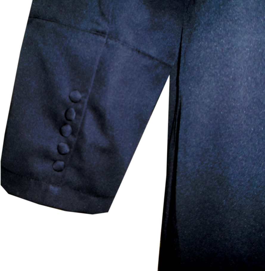 Batina Preta. CÓD: TUN-020