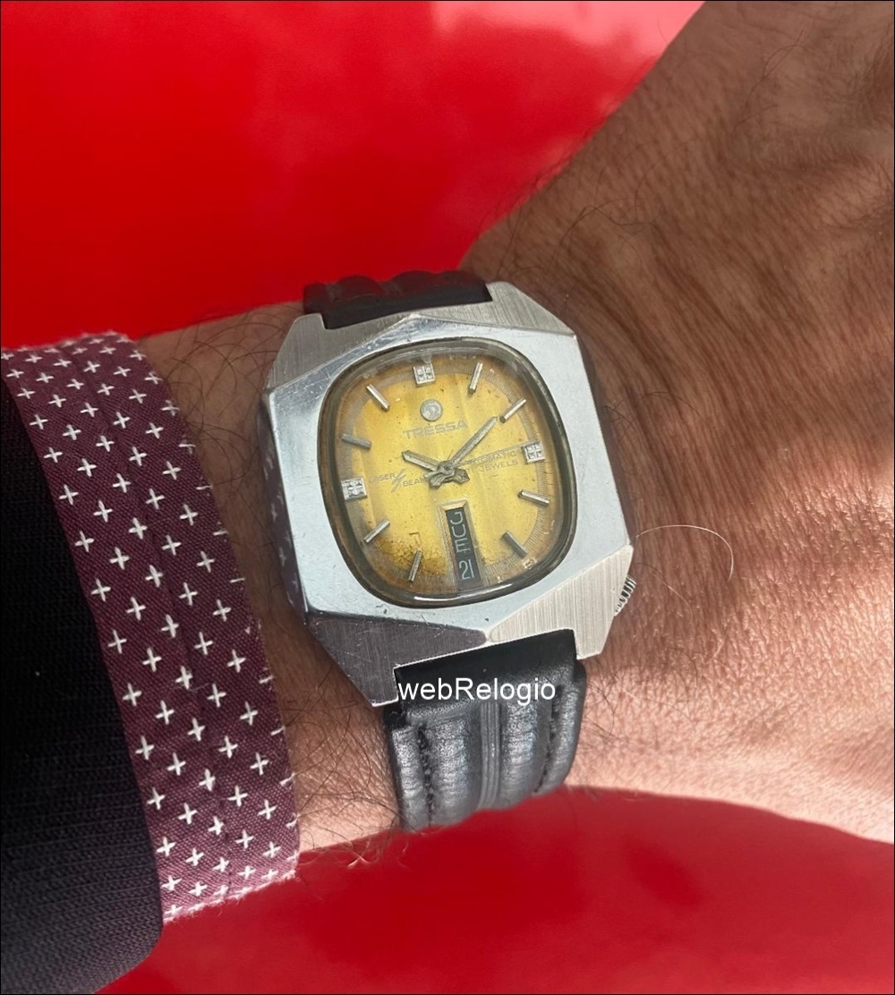 Tressa Laser Beam Automatic Day Date Swiss Spaceman 1970s. REF.01135