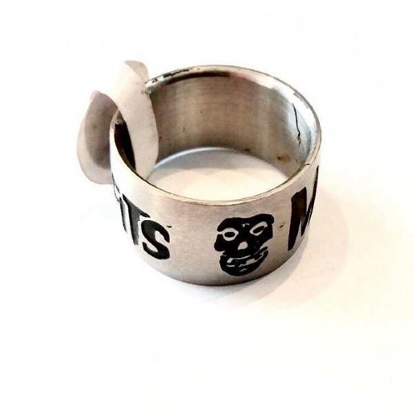 Anel Em Aço Misfits